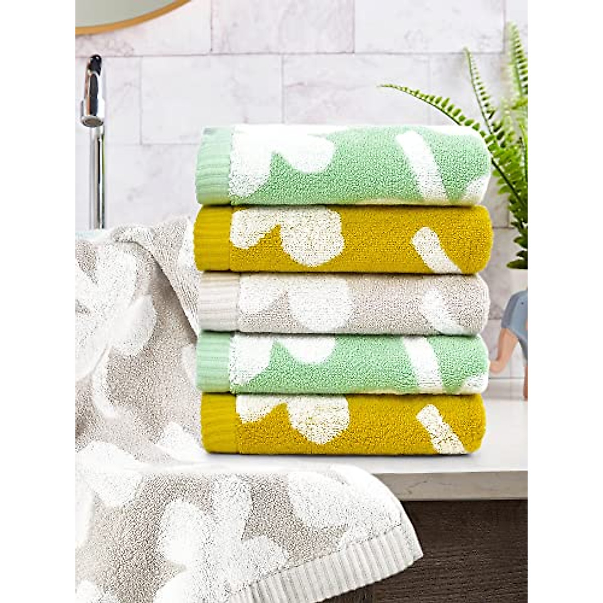 Hand Towel Fingertip Towels Set 12 x 21 Inches, 100% Cotton Small Hand Towels for Bathroom Kitchen Spa 3 Colors 6 Pack, Four Leaf Clover