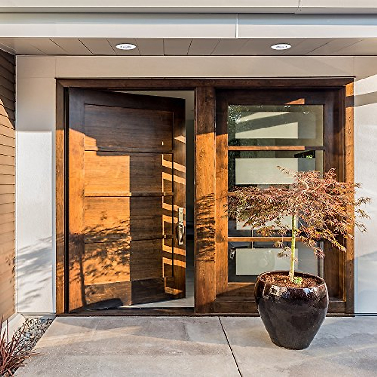 Globe Electric 90679 3" Swivel Round Trim Recessed Lighting Kit, White, Easy Install Push-N-Click Clips, 3.25" Hole Size, Recessed Lights, Dimmable, Ceiling Light, Porch Light, Home Improvement