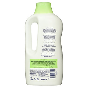 HiPP Baby Gentle Family Baby Bubble Bath with organic Almond Extract - 33.8 fl.oz / 1000ml by Hip