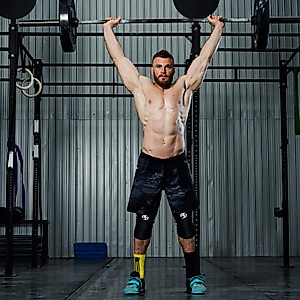 Knee Sleeves (1 Pair), 7mm Neoprene Compression Knee Braces, Great Support for Cross Training, Weightlifting, Powerlifting, Squats, Basketball and More Large