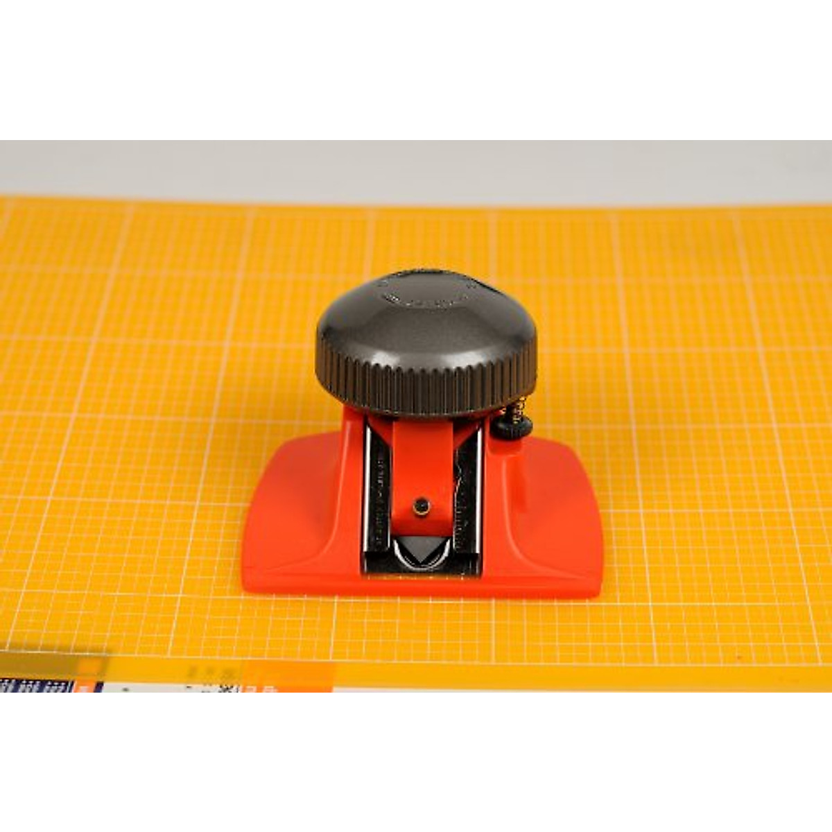 NT Professional Mat Cutter, 45 Degree Bevel Mat Board Cutter, 1 Cutter (MAT-45P), Aluminum Die-Cast Grip
