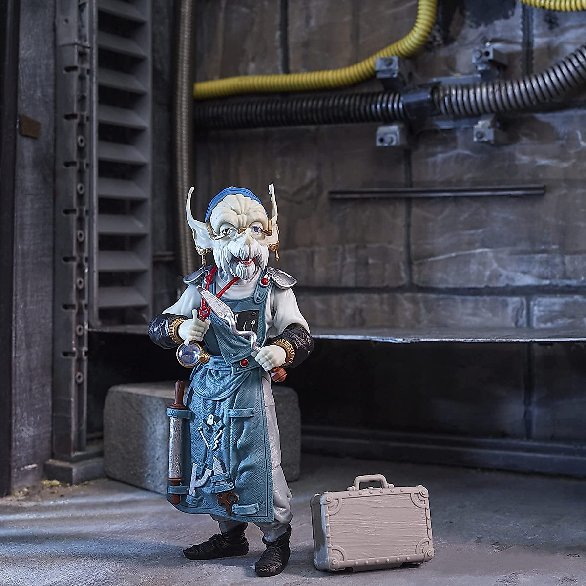 Power Rangers Lightning Collection Mighty Morphin Finster 6-Inch Premium Collectible Action Figure Toy with Classic MMPR-Inspired Accessories (Amazon Exclusive)