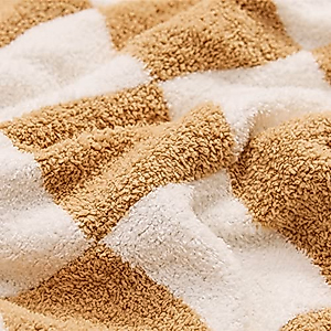 Checkerboard Throw Blanket Soft Cozy Khaki Blanket Reversible Fleece Checker Blanket for Couch Sofa Winter Warm Fuzzy Bed Knitted Blanket 60×80 Inches