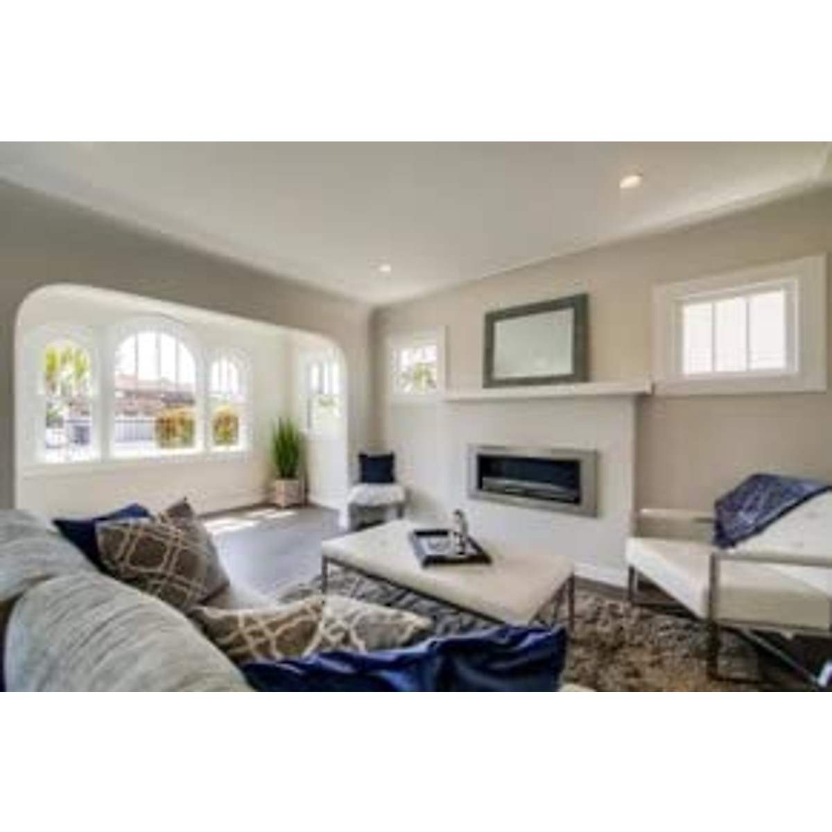 Recessed Wall Ventless Bio Ethanol Fireplace - Lata | Ignis