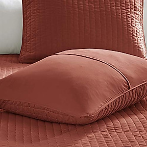 Madison Park Keaton Quilt Set-Casual Channel Stitching Design All Season, Lightweight Coverlet Bedspread Bedding, Shams, Full/Queen(90"x90"), Stripe Spice 3 Piece