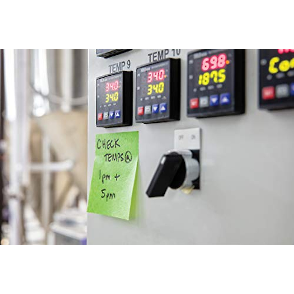 Post-it Extreme Notes, Works outdoors, Removes cleanly, 100X the holding power, Green, 3 in x 3 in, 12 Pads/Pack, 45 Sheets/Pad (EXTRM33-12TRYG)