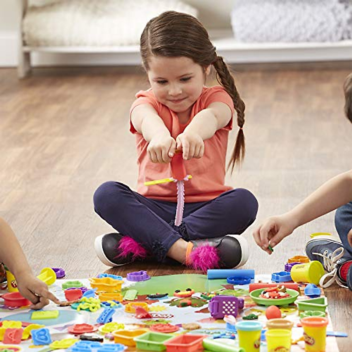 Play-Doh Play Date Party Crate Arts & Crafts