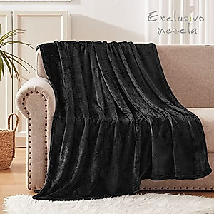 Exclusivo Mezcla Fleece Throw Blanket for Couch, Sofa and Bed, 300GSM Super Soft Blankets and Warm Throws, Cozy, Plush, Lightweight (50x60 inches, Black)