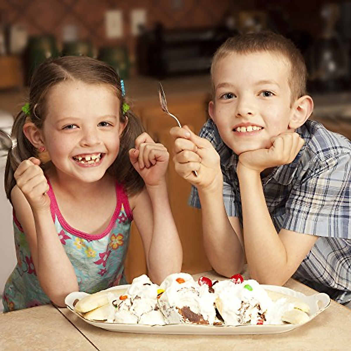 Ice Cream Maker- Also Makes Sorbet, Frozen Yogurt Dessert, 1 Quart Capacity Machine with Included Easy To Make Recipes by Classic Cuisine - White