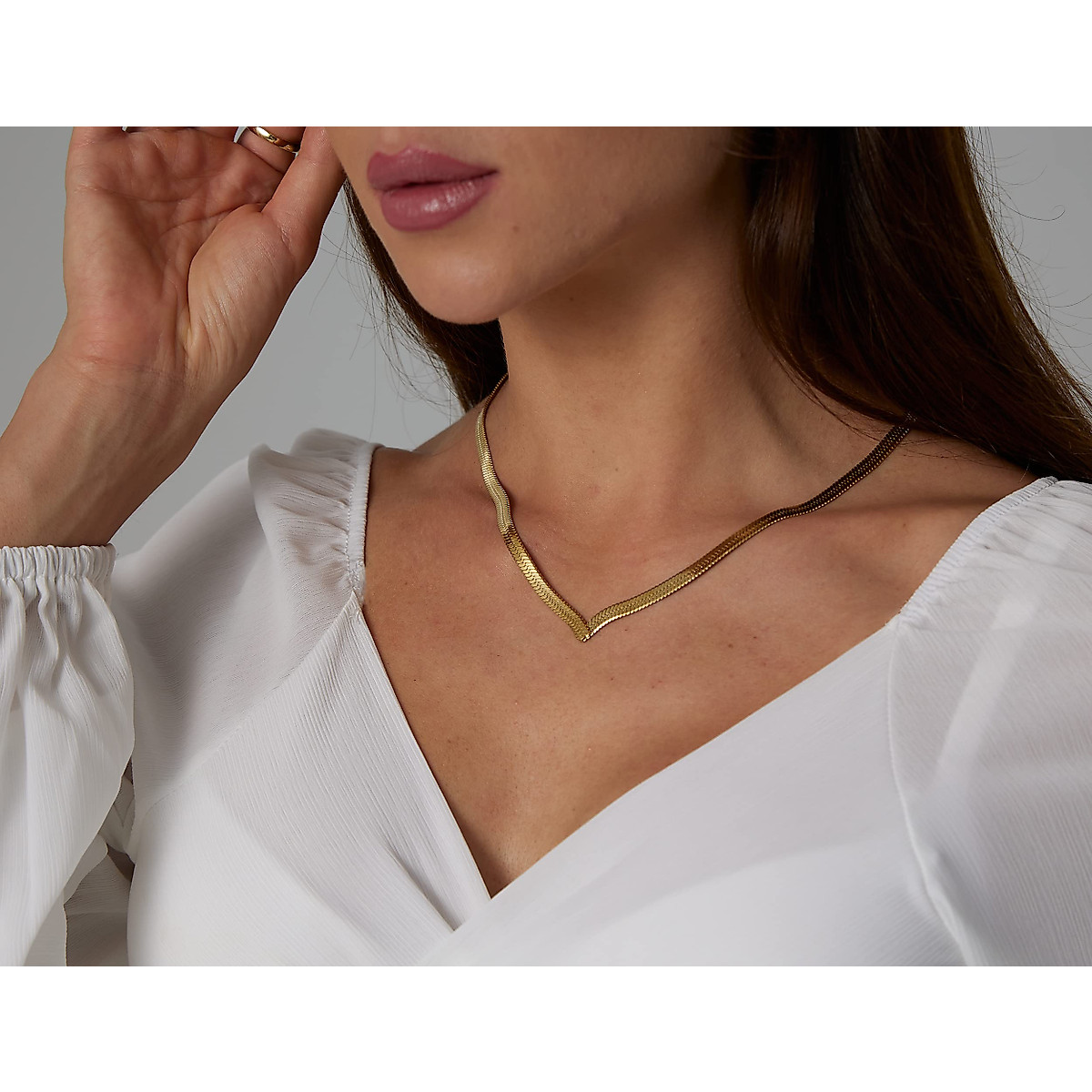 JECOMY Dainty Gold Layered Necklaces for Women 18K Gold Plated Stacked Herringbone Choker Necklace Coin Pendant Snake Chain Necklace Trendy Rope Paperclip Layering Necklace Set for Women