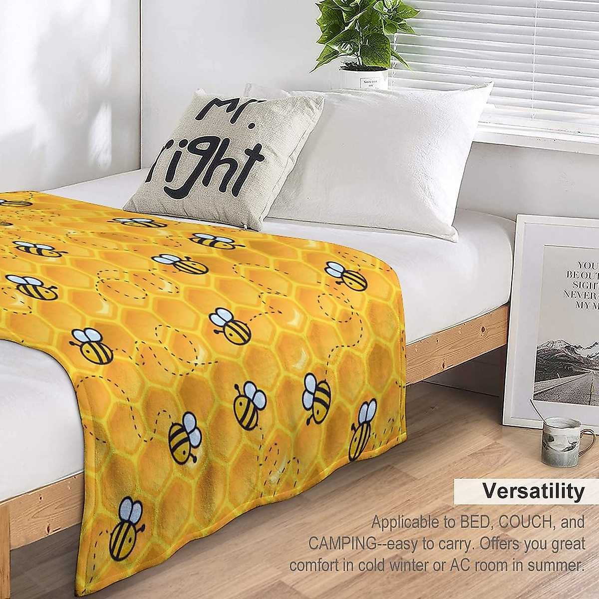 Bee Blanket Gifts - 40x50 Inches Cute Throw Blanket for Women & Girls - Yellow Soft Fuzzy Plush Blankets for Couch, Sofa