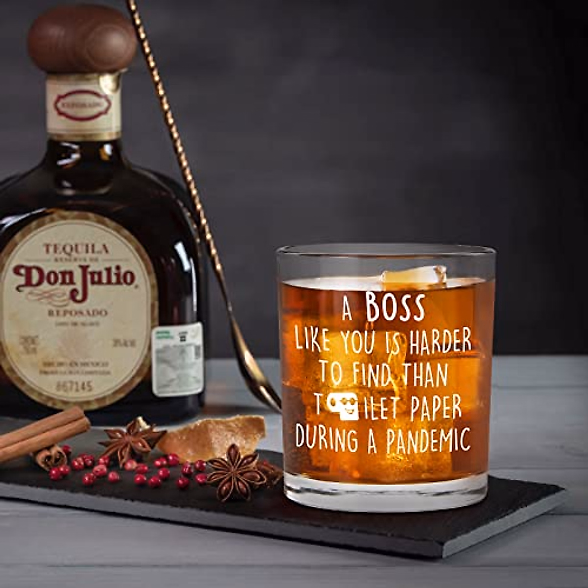 Futtumy Bosses Day Gift for Men, A Boss Like You Is Harder to Find Whiskey Glass, Funny Boss Gift Going Away Gift Farewell Gift Office Gift for Men Best Boss Manger Leader, Boss Rock Glass 10 oz