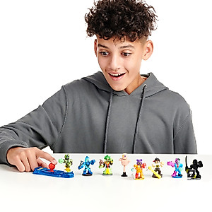 Akedo Ultimate Arcade Warriors Bundle - Mini Battling Action Figures for Amazon Exclusive