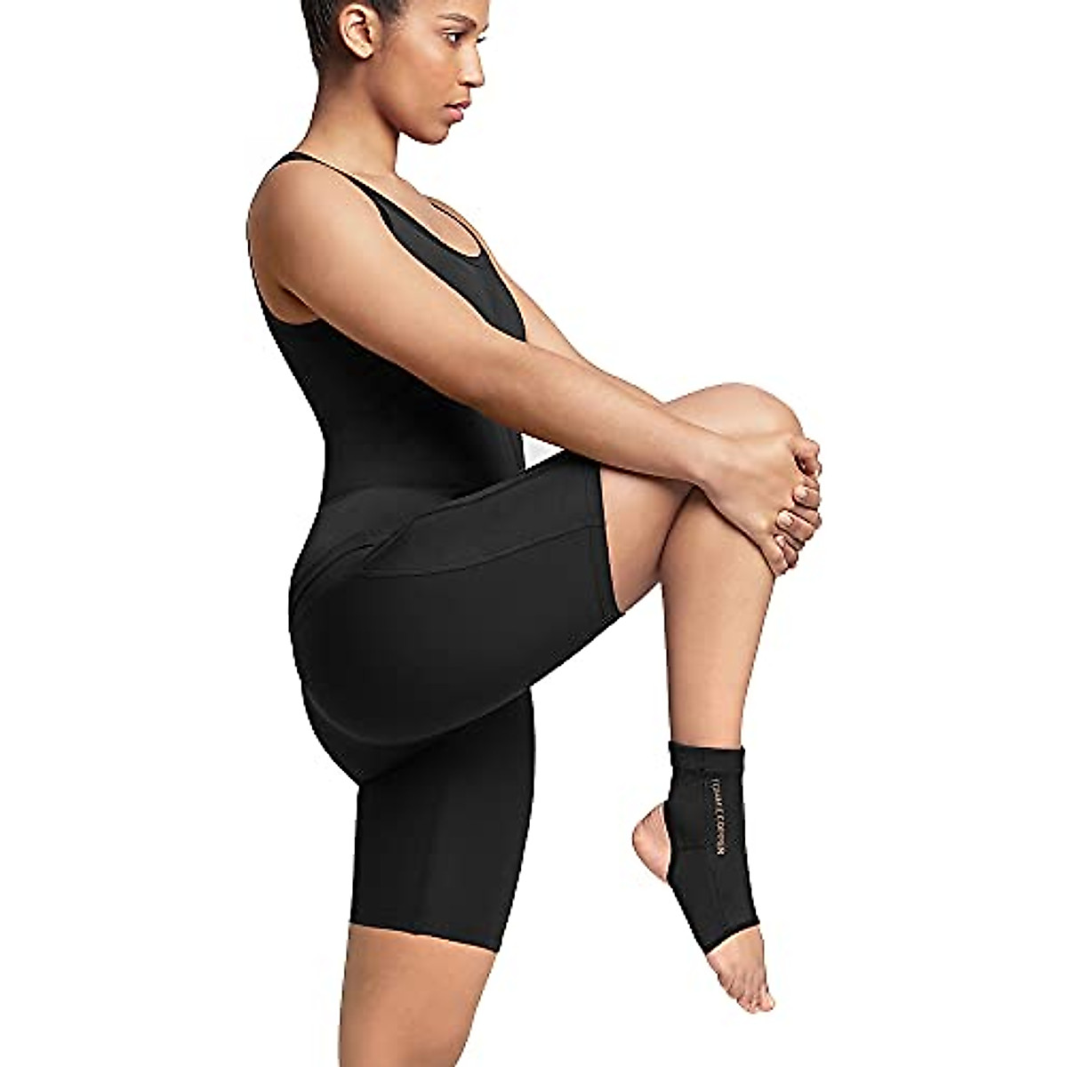Tommie Copper Performance Compression Ankle Sleeve, Unisex, Men & Women, Breathable Extra Support Sleeve for Joint & Muscle Support - Black, Medium