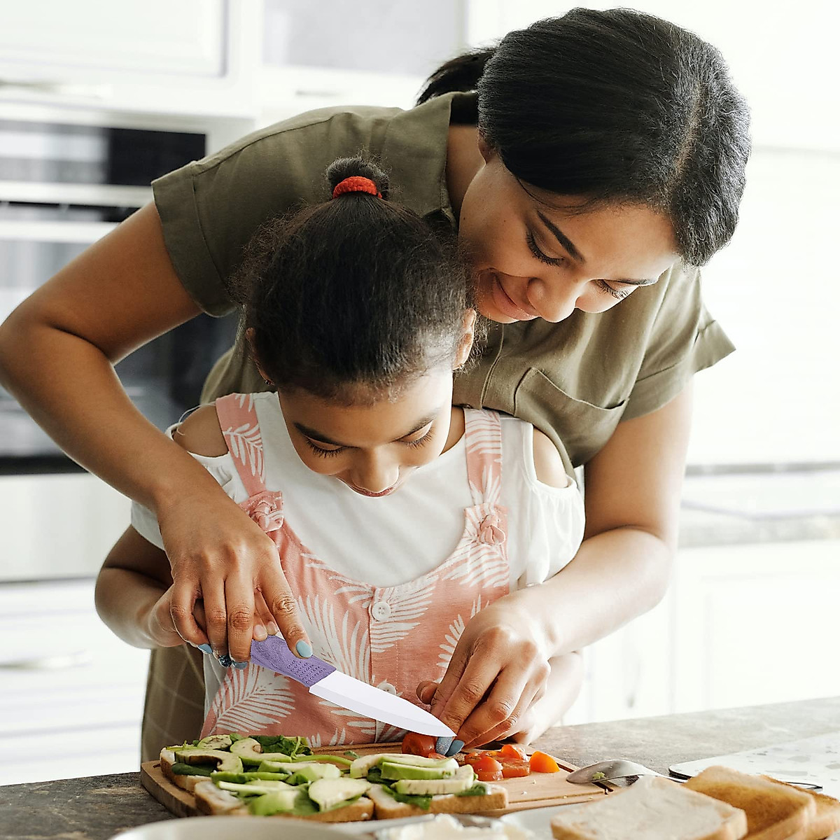Ceramic Knife Sets for Kitchen，4 Piece Ceramic knives set with Steath，6" Chef knife 5.5" Fruit Utility Knife 4" Vegetable Knife 3" Paring Knife, One Peeler (box set)