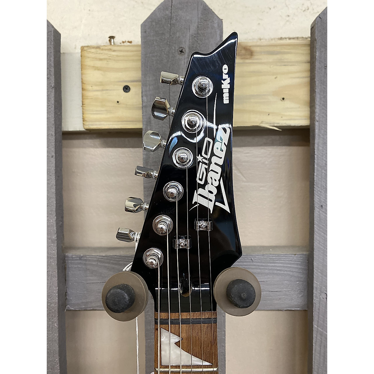 Ibanez 6 String Solid-Body Electric Guitar, Right Handed, White (GRGM21WH)