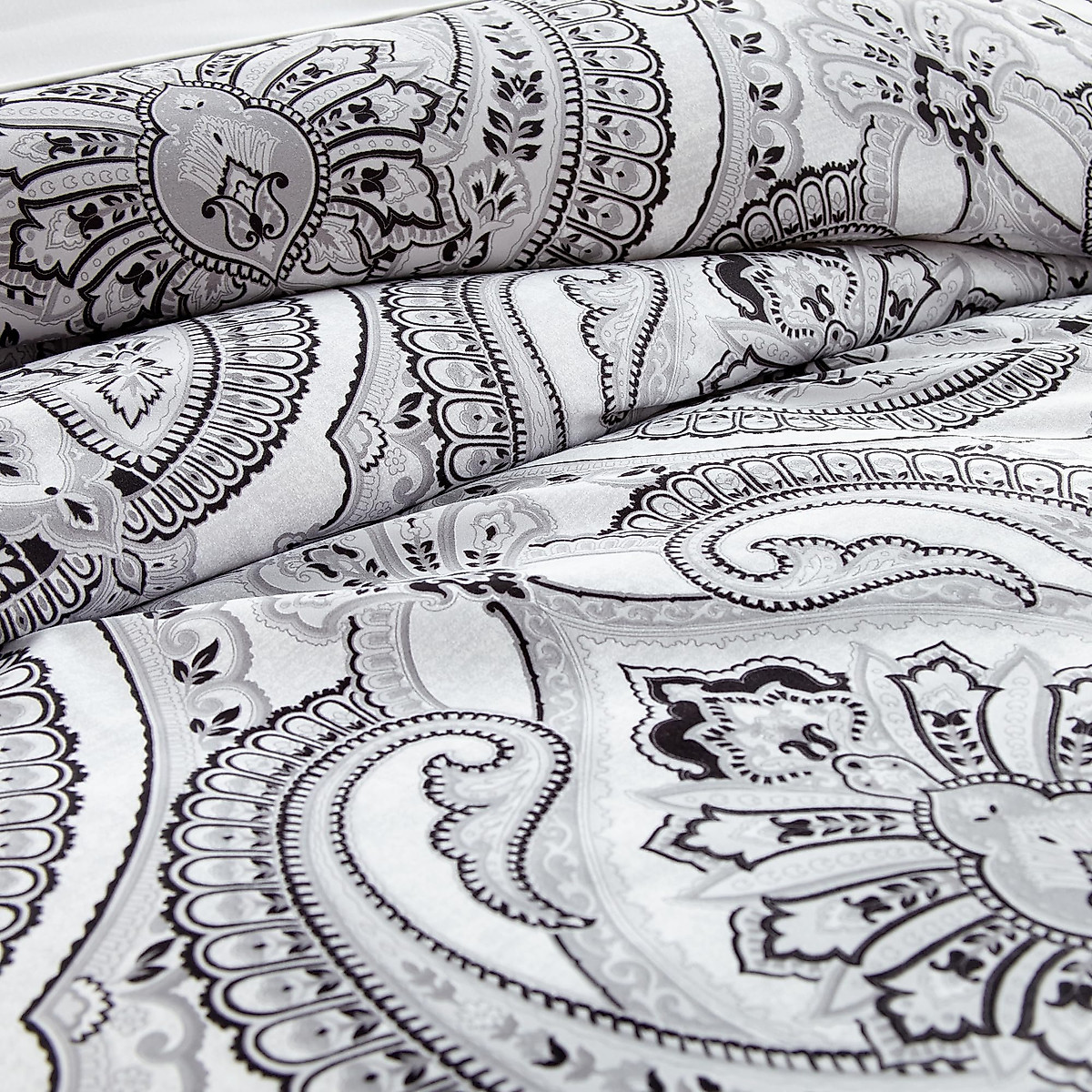 Southshore Fine Living, Inc. Twin Extra Long Comforter Set, Down Alternative Boho Bedding Set, Paisley Print Bedspread, Boho Comforter Twin/XL Size with Matching Pillow Sham, Pure Melody Black