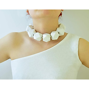 White Beaded Necklace Rock Bone Choker Chunky Costume Pebble Chokers White Statement Necklaces Bones Beads Halloween Costumes for Women Big Large Bead Cosplay Mardi Gras Accessories Carnival Short