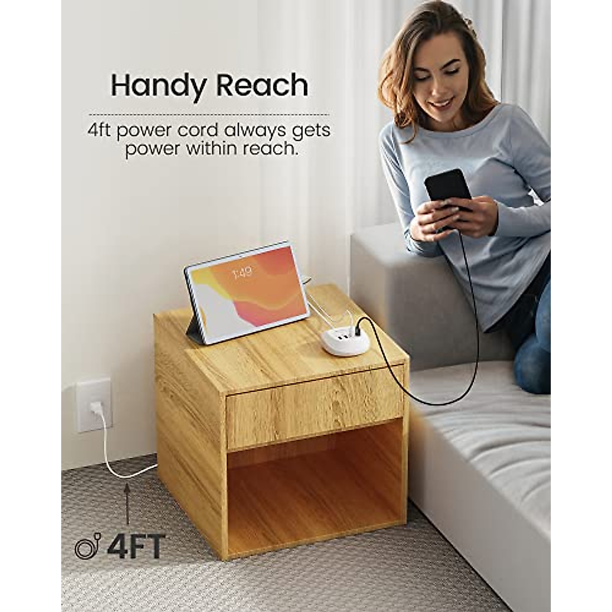 USB Charging Station with Quick Charge 3.0, JACKYLED 4 USB Charging Hub, Desktop USB Charger Station for Multiple Devices, Compatible with iPhone iPad Galaxy Smart Phone for Home Travel, White