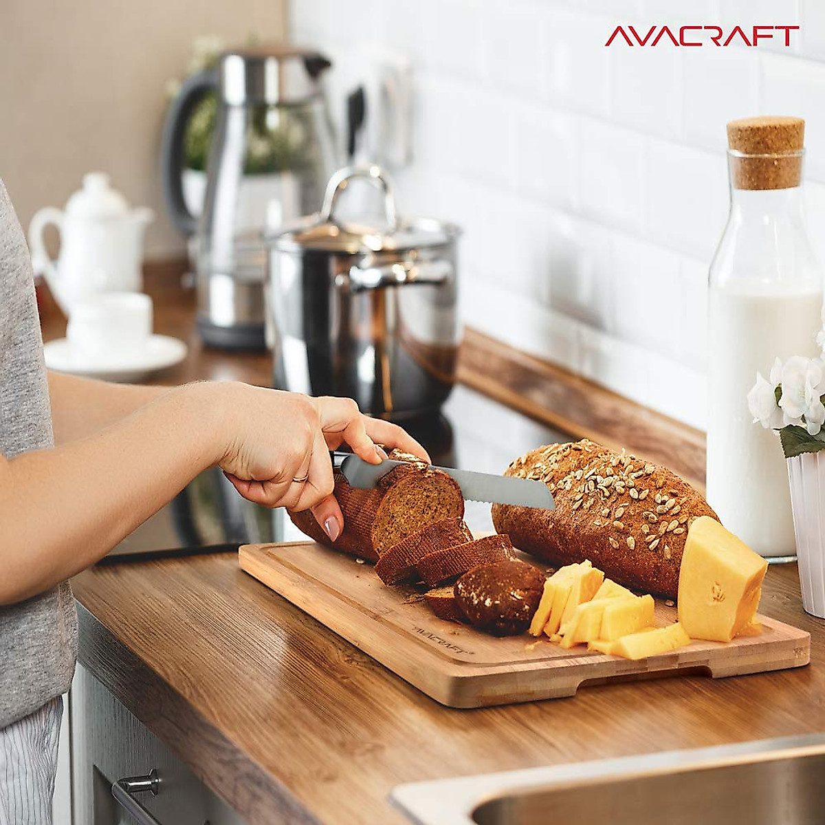 AVACRAFT Bread Knife, High Carbon German 1.4116 Stainless Steel Serrated Knife, Cake Knife, Cake Slicer, Ergonomic Wood Handle, Razor Sharp, 8 inch with Custom Storage Cover