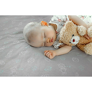 Luvberries 100% Organic Cotton Bassinet Sheets (Set of 2) for The Guava Lotus Travel Bassinet - Baby and Newborn, Fitted Bassinet Sheets, for Boys & Girls (Green and Yellow)