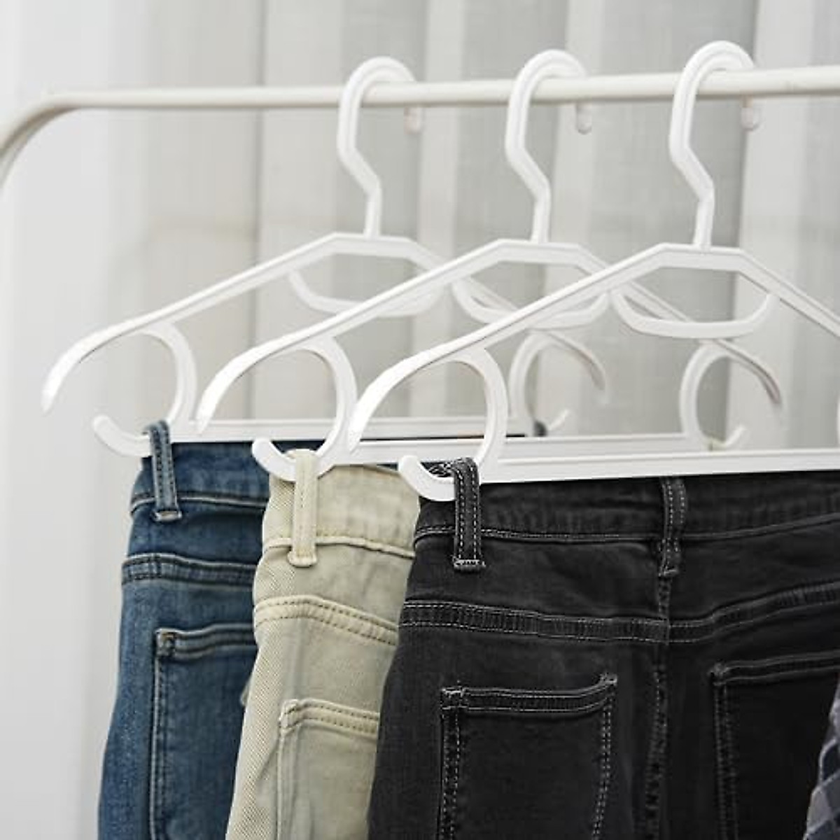 White Plastic Clothes Hangers 20 Pack,Adult Coat Hangers for Closet,Non-Slip Laundry Hangers,Room Essentials Basics Size Ideal for Everyday Use on Coats,Shirts,Pants,Dress,Skirts