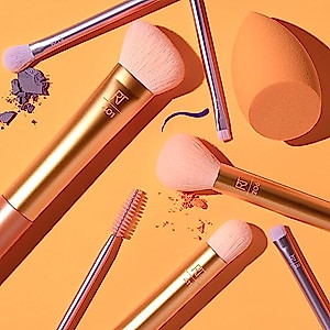 Real Techniques 8 Piece Level Up Brush And Sponge Set, Makeup Brushes For Eyeshadow, Foundation, Blush, & Bronzer, Makeup Blending Sponge, Synthetic Bristles, Stocking Stuffer, Cruelty-Free