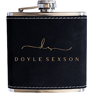 Personalized Flask For Wedding Gift. Customized Flask Gift Set. Engraved Leatherette Flask With Optional Gift Box For Groomsmen Gifts. Engraved Flask (Black & Gold)