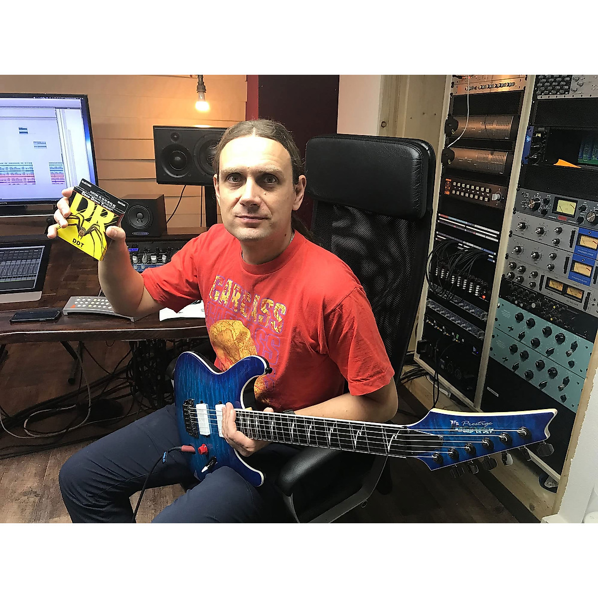 DR Strings (DDT1052)