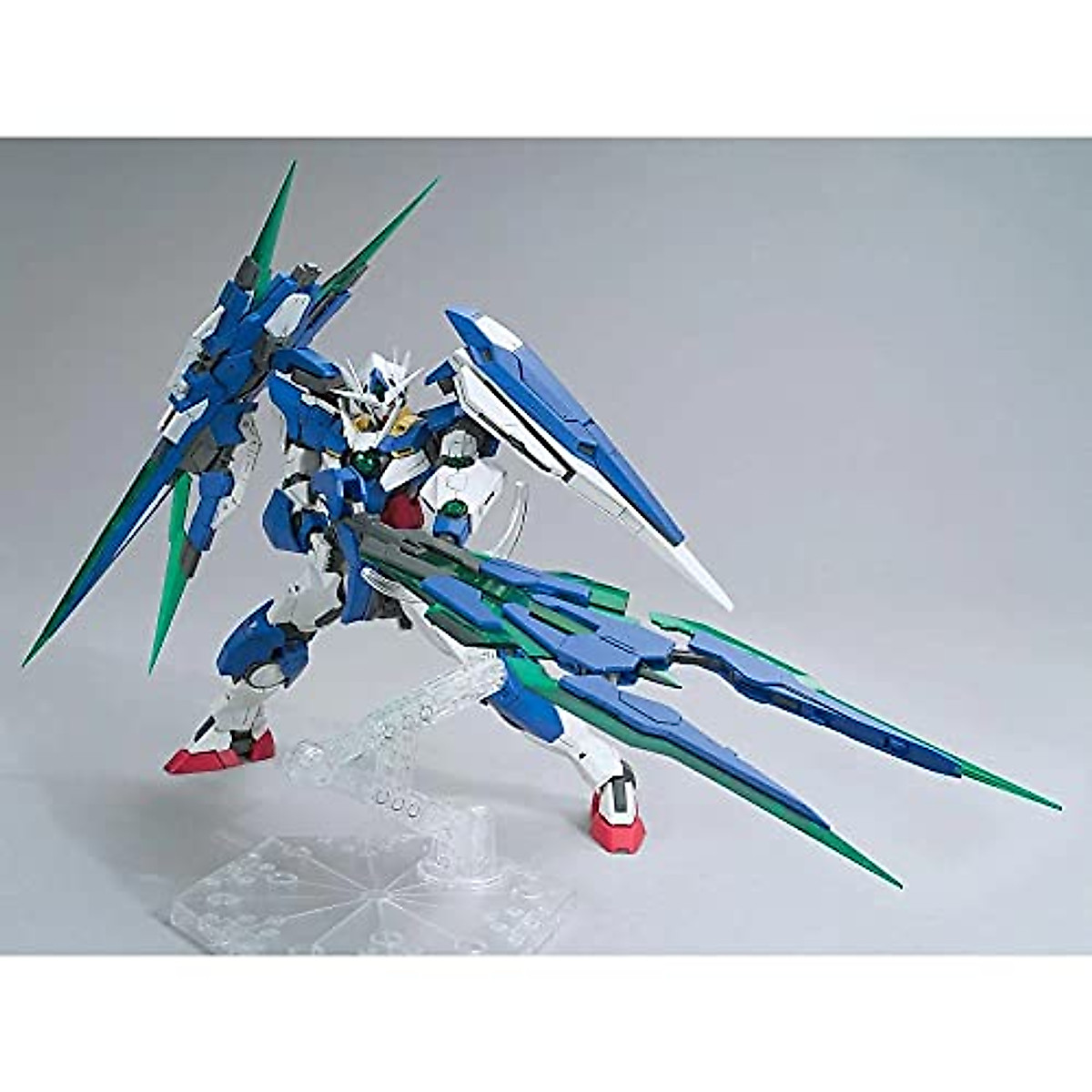 Bandai Hobby Bandai MG 00 Qan[T] Full Saber Mobile Suit Gundam 00V: Battlefield Record 1/100