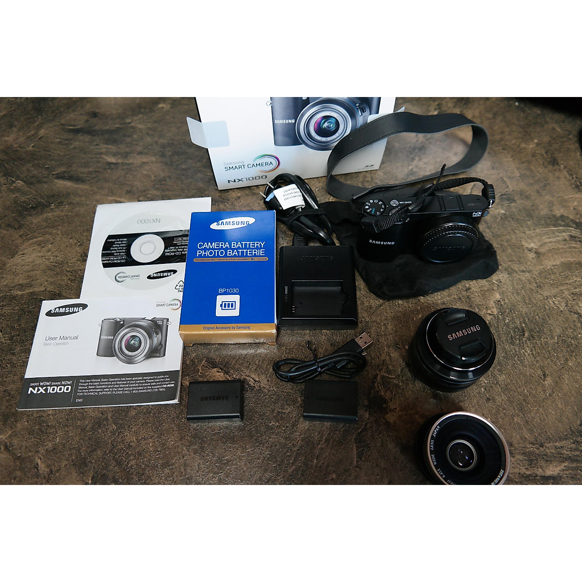 Samsung NX1000 Mirrorless Digital Camera with 20-50mm Lens, 20.3MP (Black)