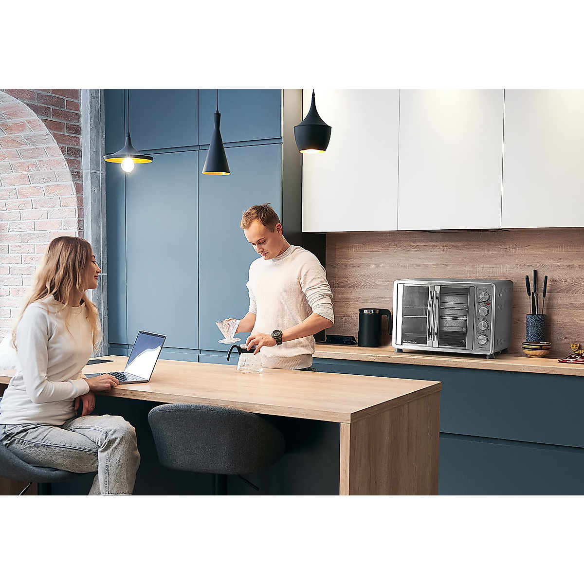 Elite Gourmet ETO-4510M French Door 47.5Qt, 18-Slice Convection Oven 4-Control Knobs, Bake Broil Toast Rotisserie Keep Warm, Includes 2 x 14" Pizza Racks, Stainless Steel