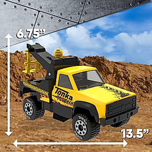 Tonka Steel Classics, Tow Truck – Made with Steel and Sturdy Plastic, Yellow Friction Powered, Boys and Girls, Toddlers Ages 3+, Big Construction Vehicle, Birthday Gift, Christmas, Holiday