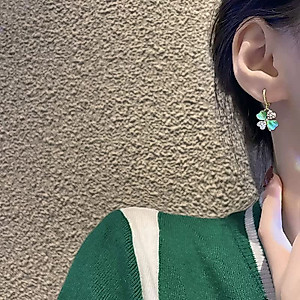 St. Patrick's Day Earrrings Green Clover Shamrock Earrring for Women Acrylic Dangle Stud Earrings Set 4Pairs