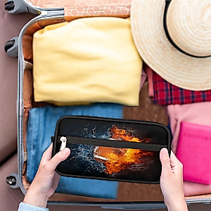 Travel Toiletry Bag for Women Men, Sport Football Water-resistant Shaving Bag American Football Hanging Dopp Kit Cosmetic Organizer Makeup Bag for Toiletries Accessories