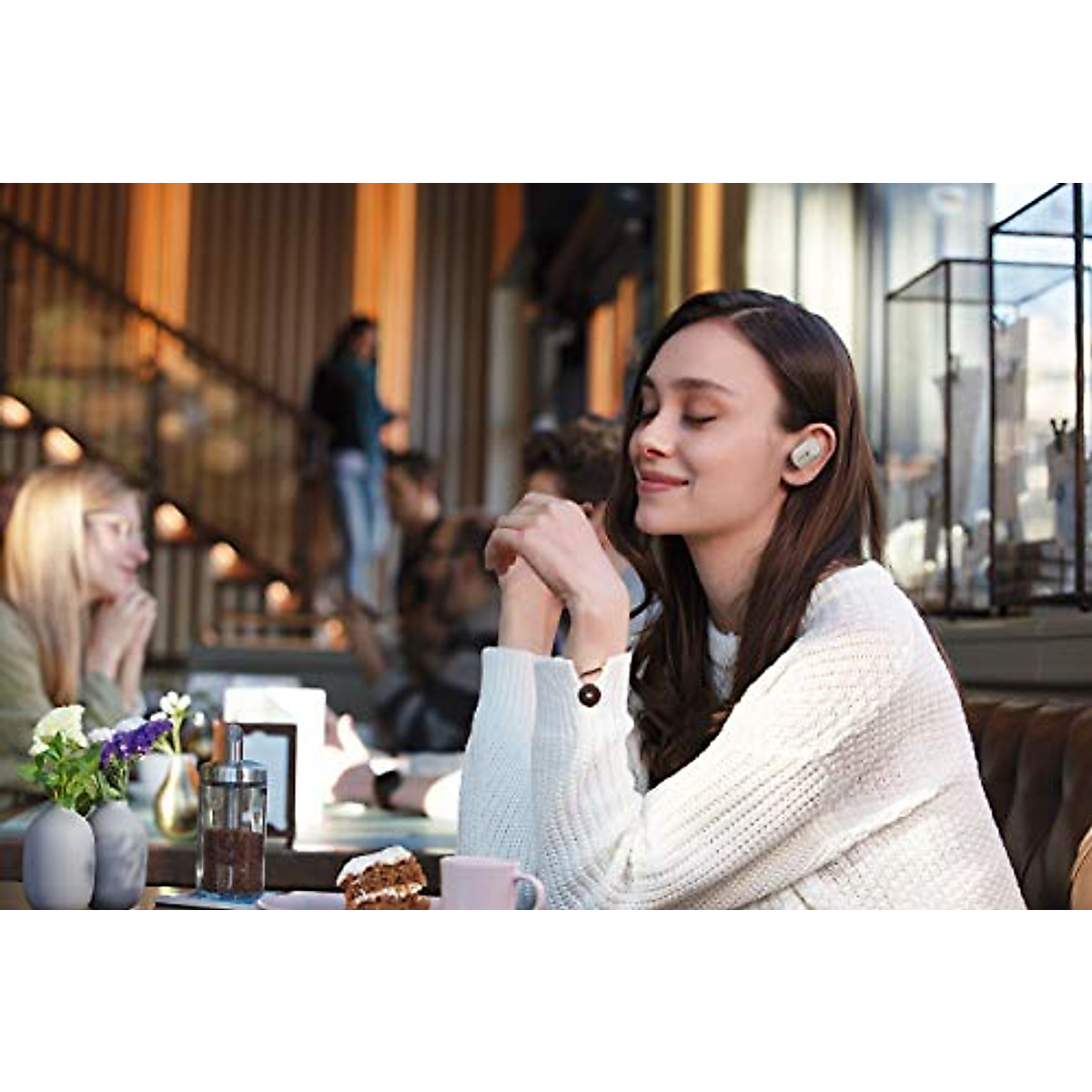 Sony Industry Leading Noise Canceling Truly Wireless Earbuds Compatible with Alexa Voice Control, Silver - Worldwide Version