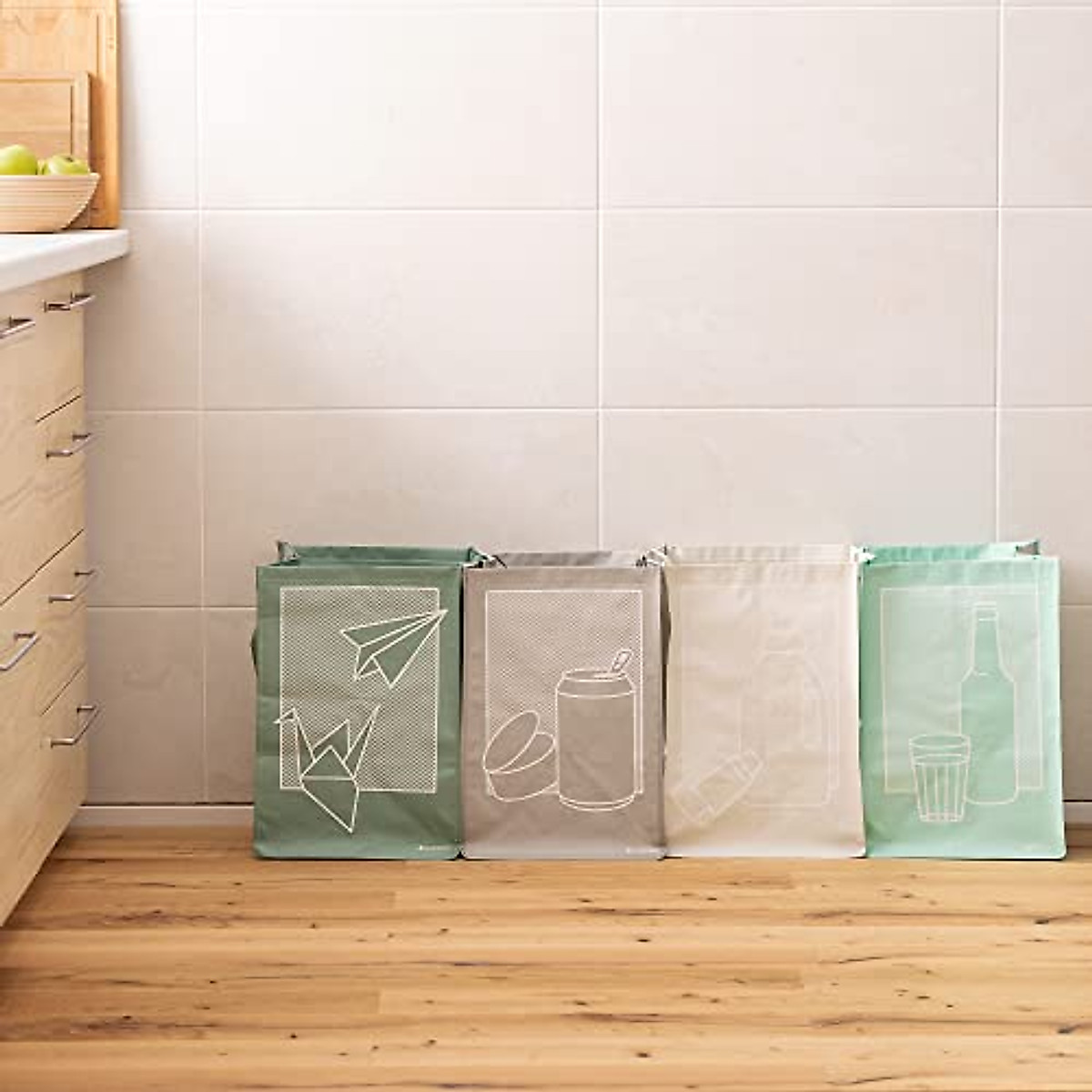 Navaris Recycle Bag Set (4 Pieces) - Reusable Recycling Bags to Separate Paper, Plastic, Glass, Metal - Recycling Bins Sorter Bin Kitchen Organizer