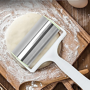 Goeielewe Stainless Steel Rolling Pin with Plastic Handle, Small Mini Pastry and Pizza Dough Baker Roller Ideal for Baking Dough, Pizza, Pie, Pastries, Pasta and Cookies (Random Color)