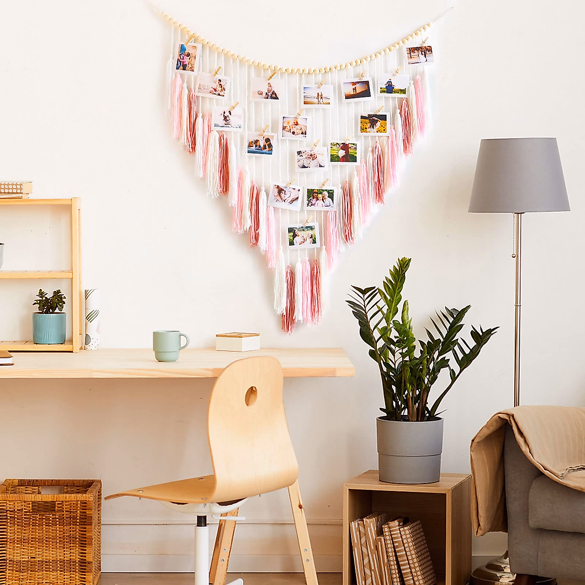 JOBOSI Warm pink wall hanging with Wood Bead Tassel pendant Decoration, bohemian wall hanging, bedroom, living room, kitchen decoration, girls' room decoration, gifts for women