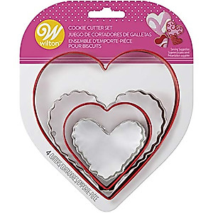 Wilton Nesting Hearts Cookie Cutter Set, 4-Piece