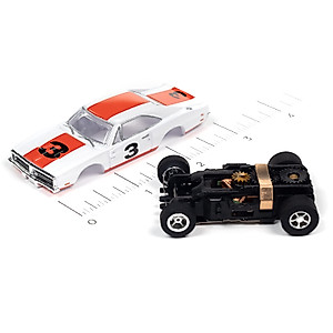 Auto World 14' Motorsport 500 Slot Race Set Slot Race Set