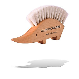 Valentino Garemi Dust Brush – Real Goat Hair – Hedgehog Shape Cleaning Office Desk Computer Keyboard Laptop Screen – Clean Remove Eliminate Lint Powder – Made in Germany
