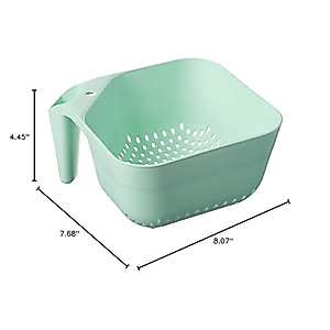 Tovolo Tovolo 3 Quart Colander BPA Free Food Safe Plastic Strainer with Handle Heavy Duty Heat Resistant Pasta and Veggies Kitchen Drainer Steam Basket Dishwasher Safe, Mint