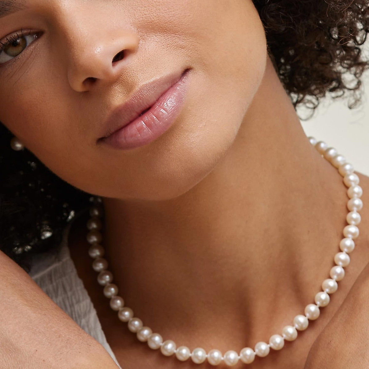 The Pearl Source 14K Gold 7-8mm AAA Quality White Freshwater Cultured Pearl Choker Necklace for Women in 16" Length