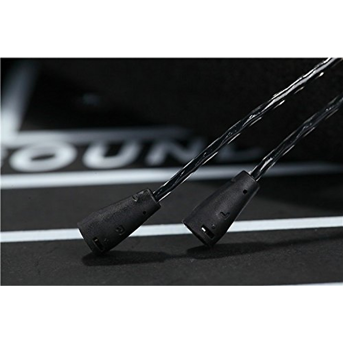 Sqrmekoko OFC Upgrade Audio Cable Cord with Volume Control and Mic Function for Sennheiser IE8, IE80, IE8i Earphone