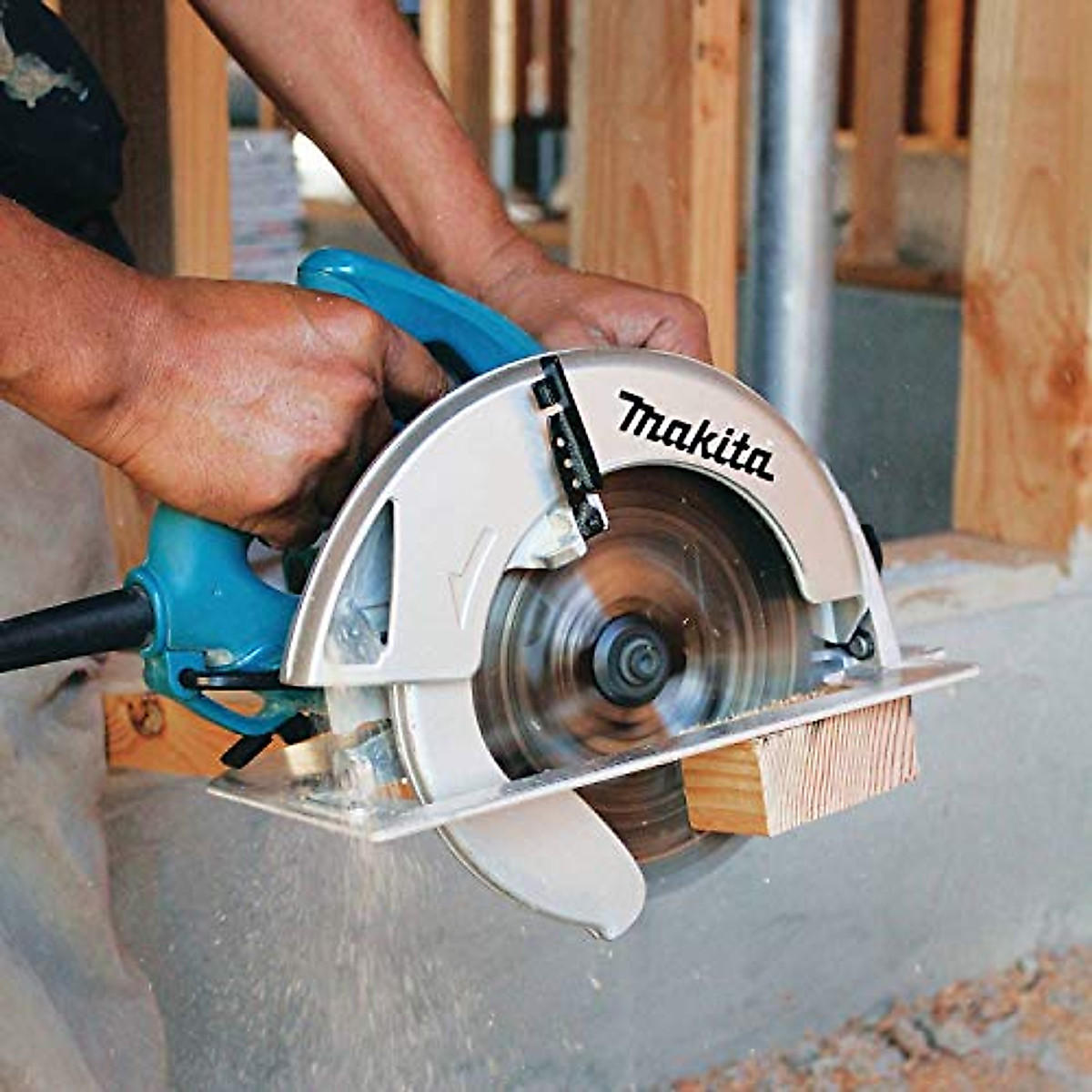 Makita 5007NK 7-1/4" Circular Saw, Blue