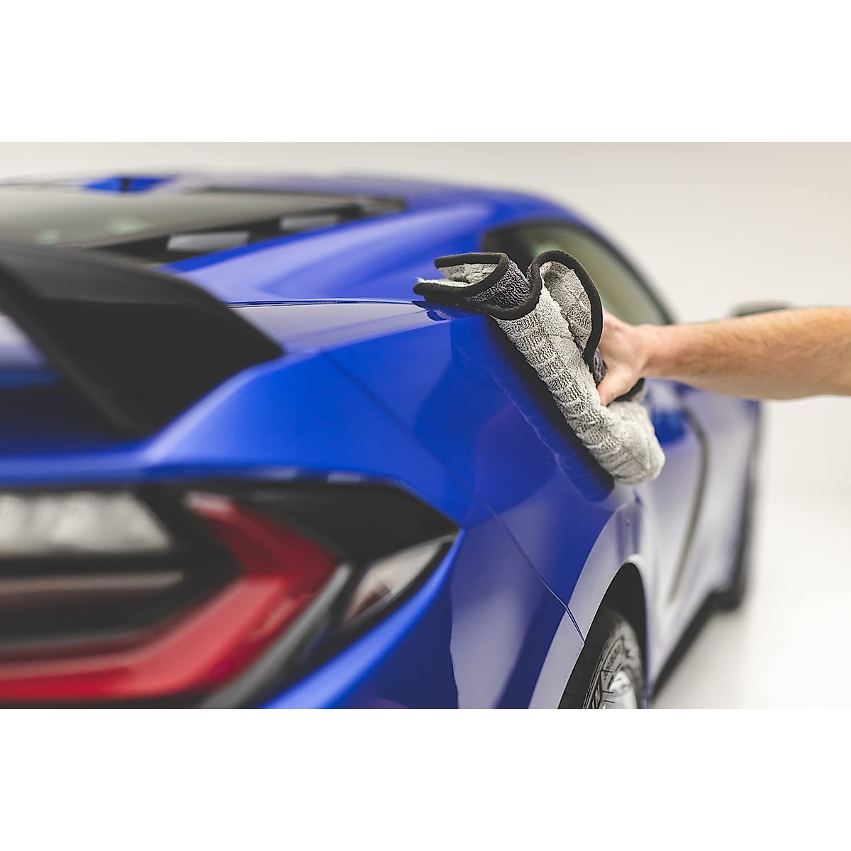 The Rag Company - The Gauntlet Drying Towel - 70/30 Blend Korean Microfiber, Designed to Dry Vehicles Faster Without Scratching Paint or Glass, 900gsm, 15in x 24in, Ice Grey/Grey, 2 Pack