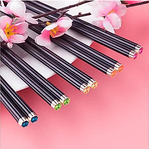 ALCSIX 10 Double food grade glass fiber alloy chopsticks, ergonomic design, anti-slip frosted texture tip is easy to grab food, round Roman column black main design is anti-slip and easy to grasp.