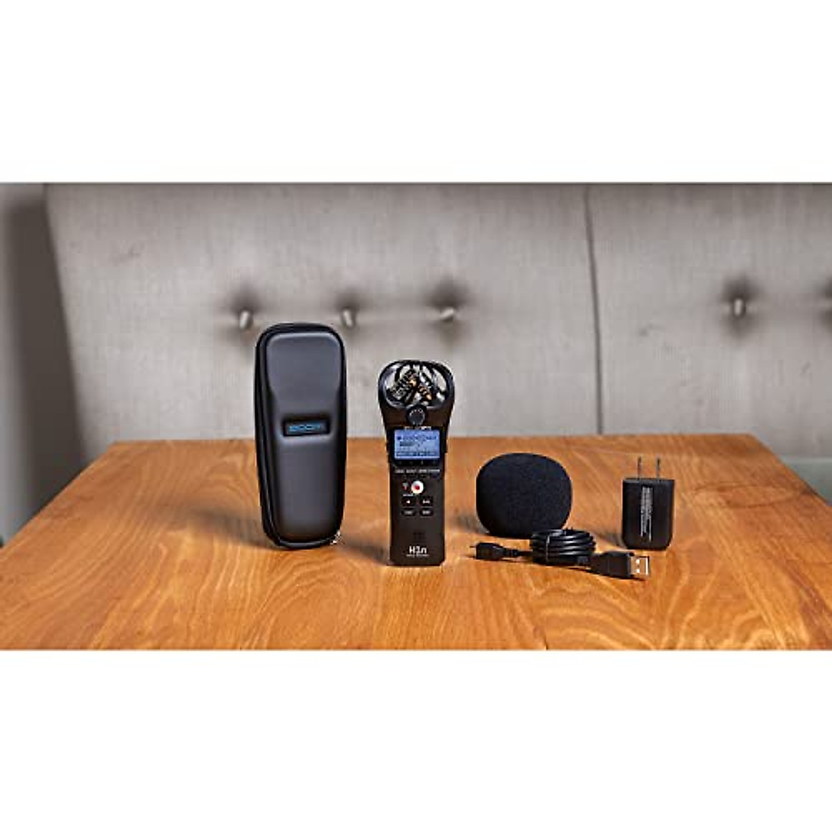 Zoom H1n Audio Recorder Value Bundle with 4x AAA Batteries, SanDisk 32GB microSD Card, Recorder Case, Zoom Accessories and StreamEye Polishing Cloth