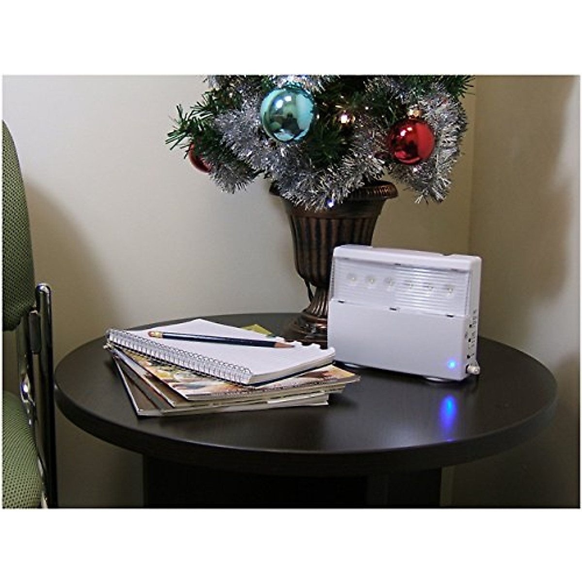 Ideal Security Rechargeable Built-in Battery Operated Emergency Light, White (200 Lumens), Single